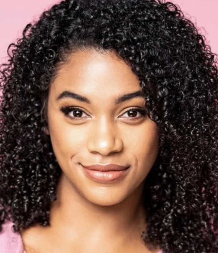 Vanessa Sears | & Juliet Wiki | Fandom