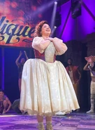 Elsa Keefe | & Juliet Wiki | Fandom