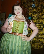 Elsa Keefe | & Juliet Wiki | Fandom