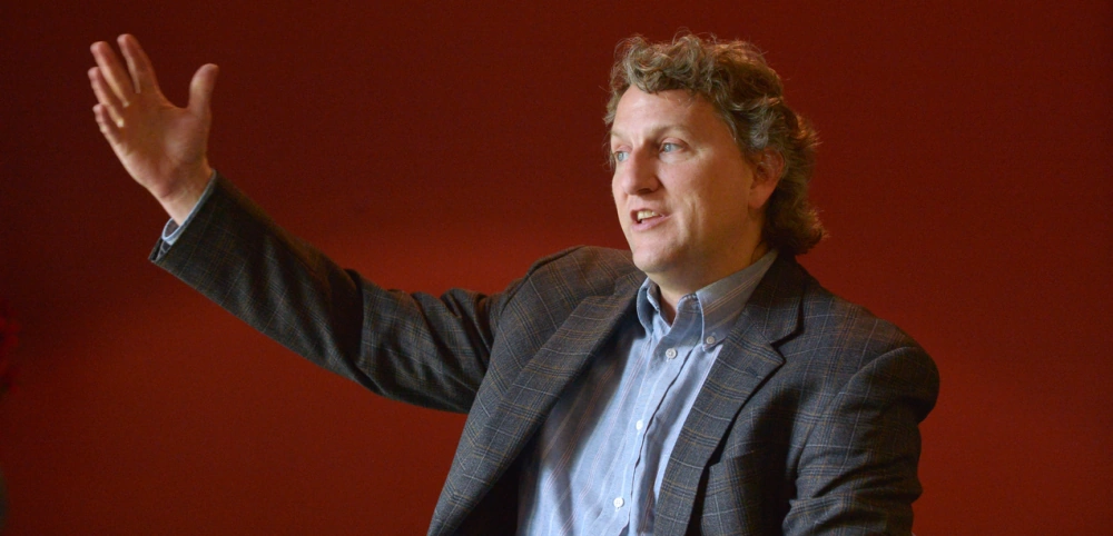 Thomas Holtz | Jurassic Fight Club | Fandom