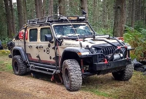 Jeep Gladiator | Jurassic Park Wiki | Fandom