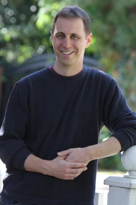 Jon Weisman | Justicia Joven Wiki | Fandom