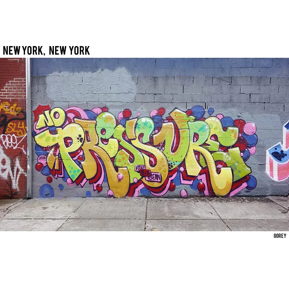 Justin Bieber Doing Graffiti