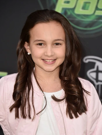 Kaylin Hayman | Just Roll With It Series Wiki | Fandom