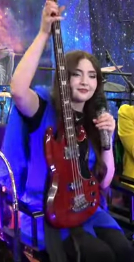 The Bass | K3 Sisters Band Wiki | Fandom