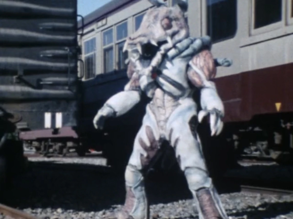 Skull Doggler | Kaijin Wikia | Fandom