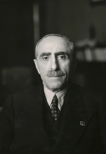 Shefqet Bey Vërlaci | The Kaiserreich Wiki | Fandom