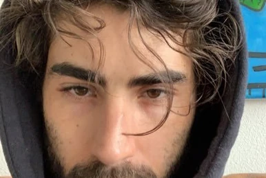 Kalel Cullen Frilly And Fancy