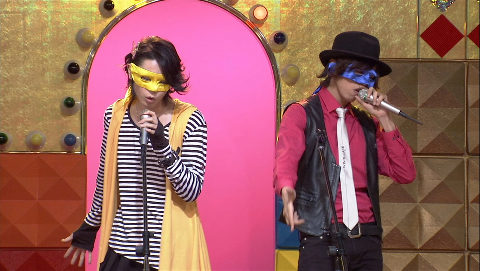 L on the Lips/Singer-SongRider | Kamen Rider Wiki | Fandom