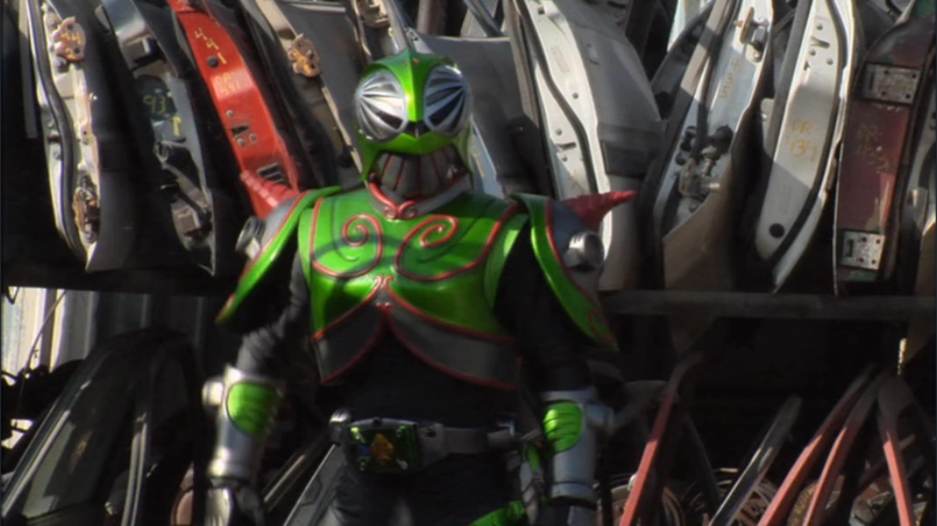 Kamen Rider Dragon Knight Camo