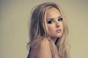 Becca Fox (Alternate Timeline) | Kamen Rider Fan Fiction Wiki | Fandom