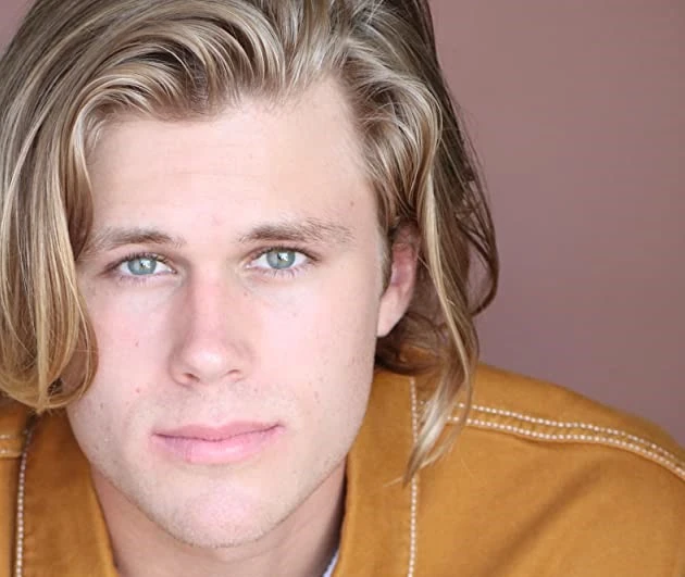 Leon Taylor | Kamen Rider Fan Fiction Wiki | Fandom