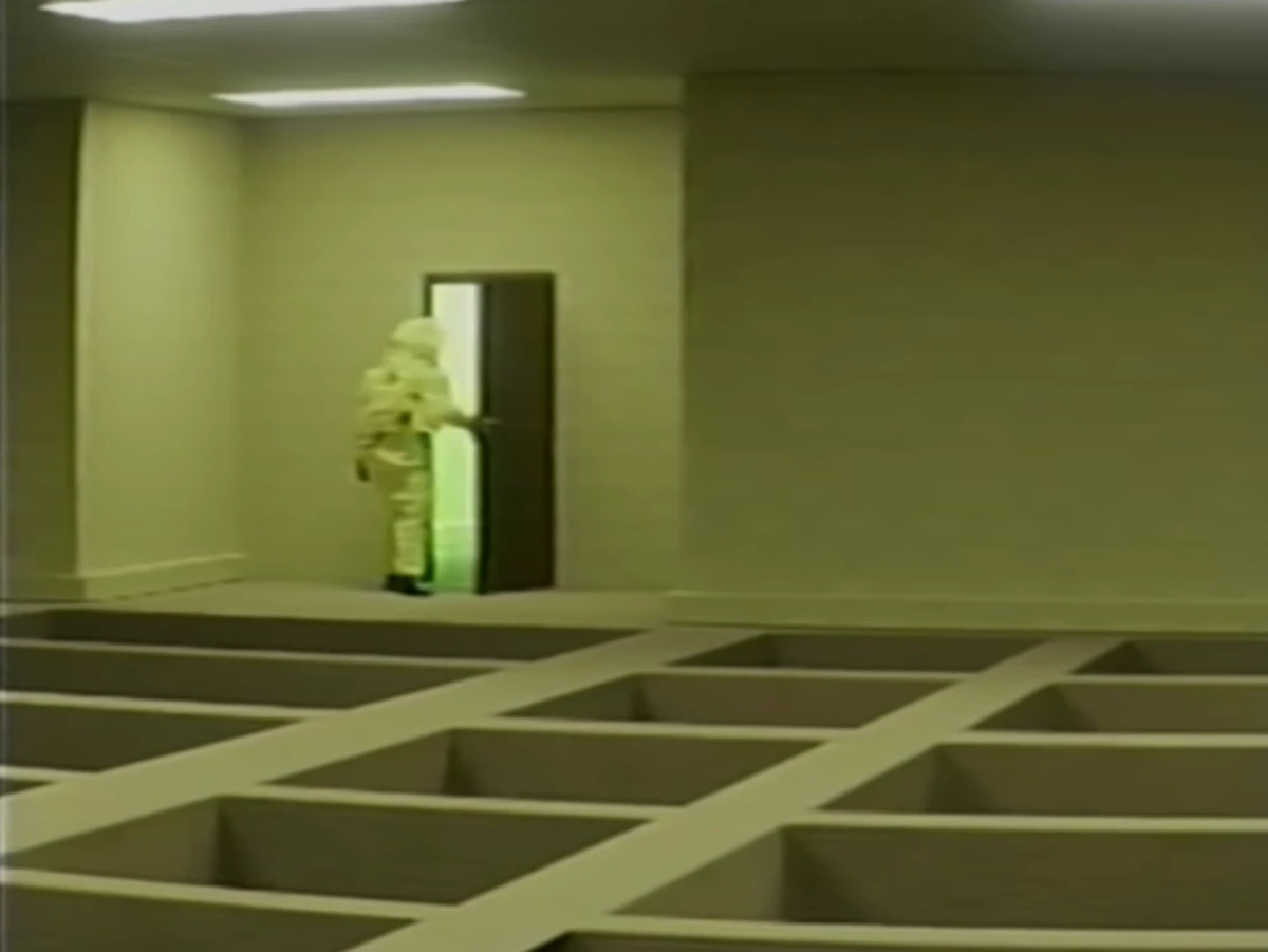 Green Glow | Kane Pixels Backrooms Wiki | Fandom