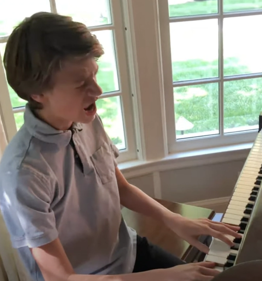 Piano Player | Karmish Wiki | Fandom