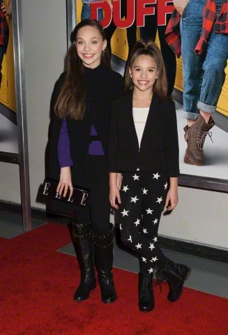 "The Duff" New York Premiere | Mackenzie Ziegler Wiki | Fandom