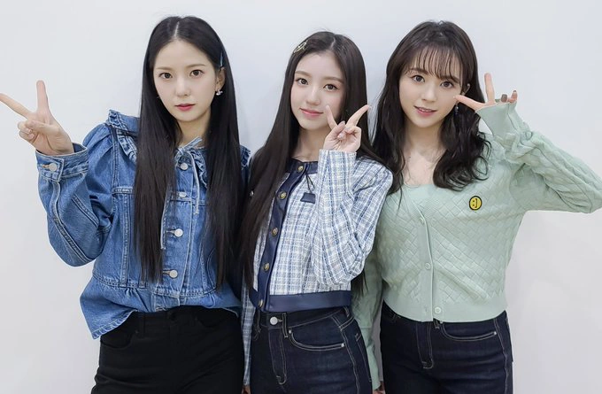 Leader Line/Gallery | Kep1er Wiki | Fandom