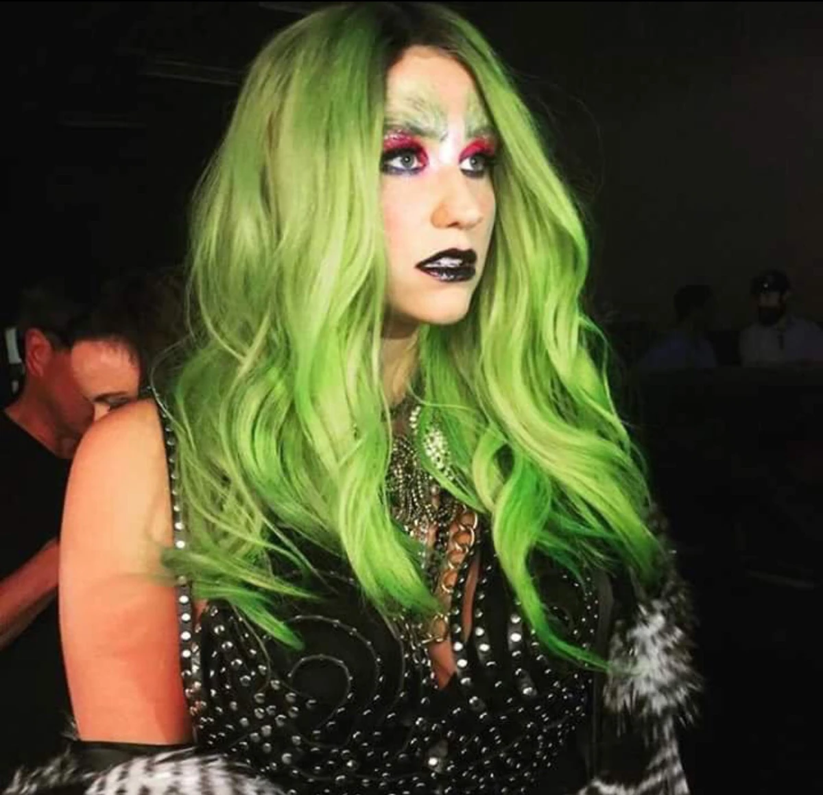 Pizzazz | Keshapedia | Fandom