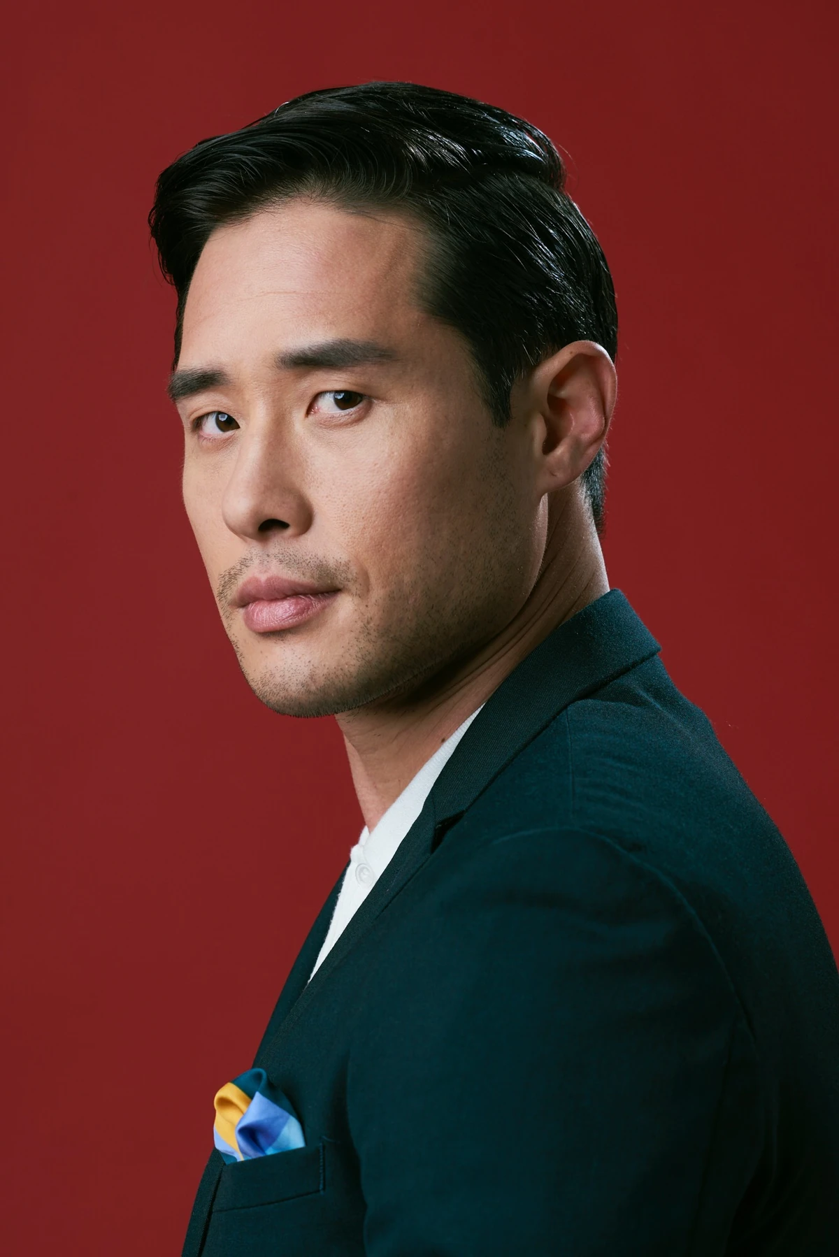 Raymond Lee | Kevin Can F*** Himself Wiki | Fandom