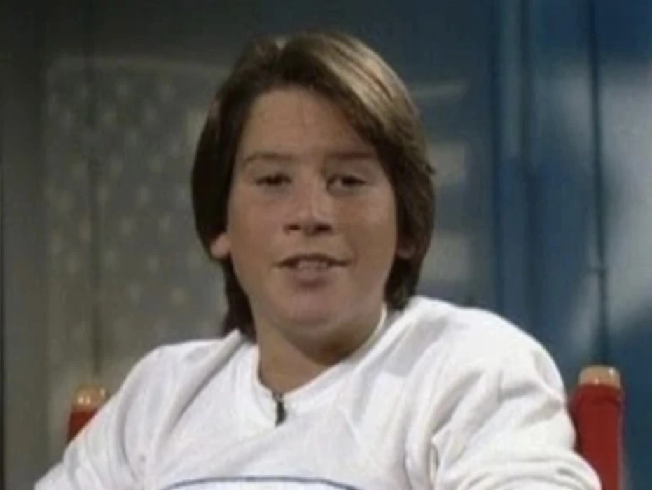 Hits, Classics & Sing-Alongs | Kidsongs Wiki | Fandom