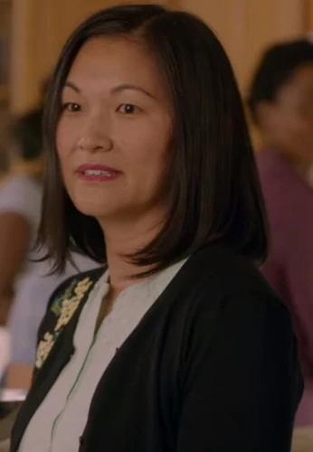Mrs. Lee | Kim’s Convenience Wiki | Fandom