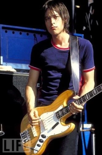 Simon Jones | Gorillaz Wiki | Fandom