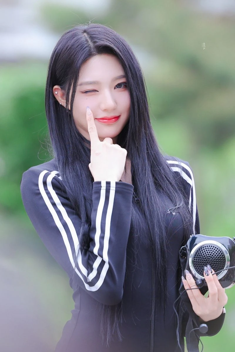 Livvy Yang ꩜ | K-Pop Fanon Fandom Wiki | Fandom