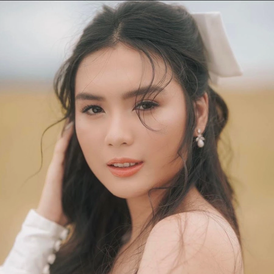 Julie | K-Pop Fanon Fandom Wiki | Fandom