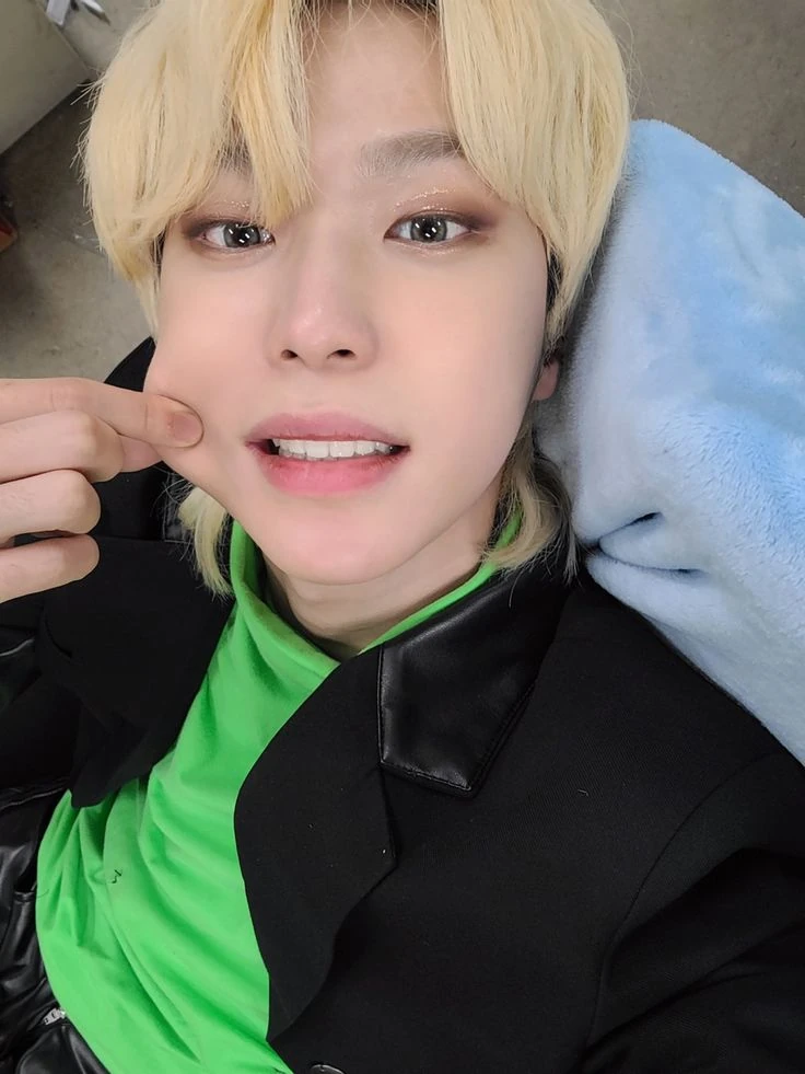 Shin Jewon | K-Pop Fanon Fandom Wiki | Fandom