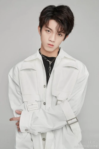 Xavier Hunter Young | K-Pop Fanon Fandom Wiki | Fandom