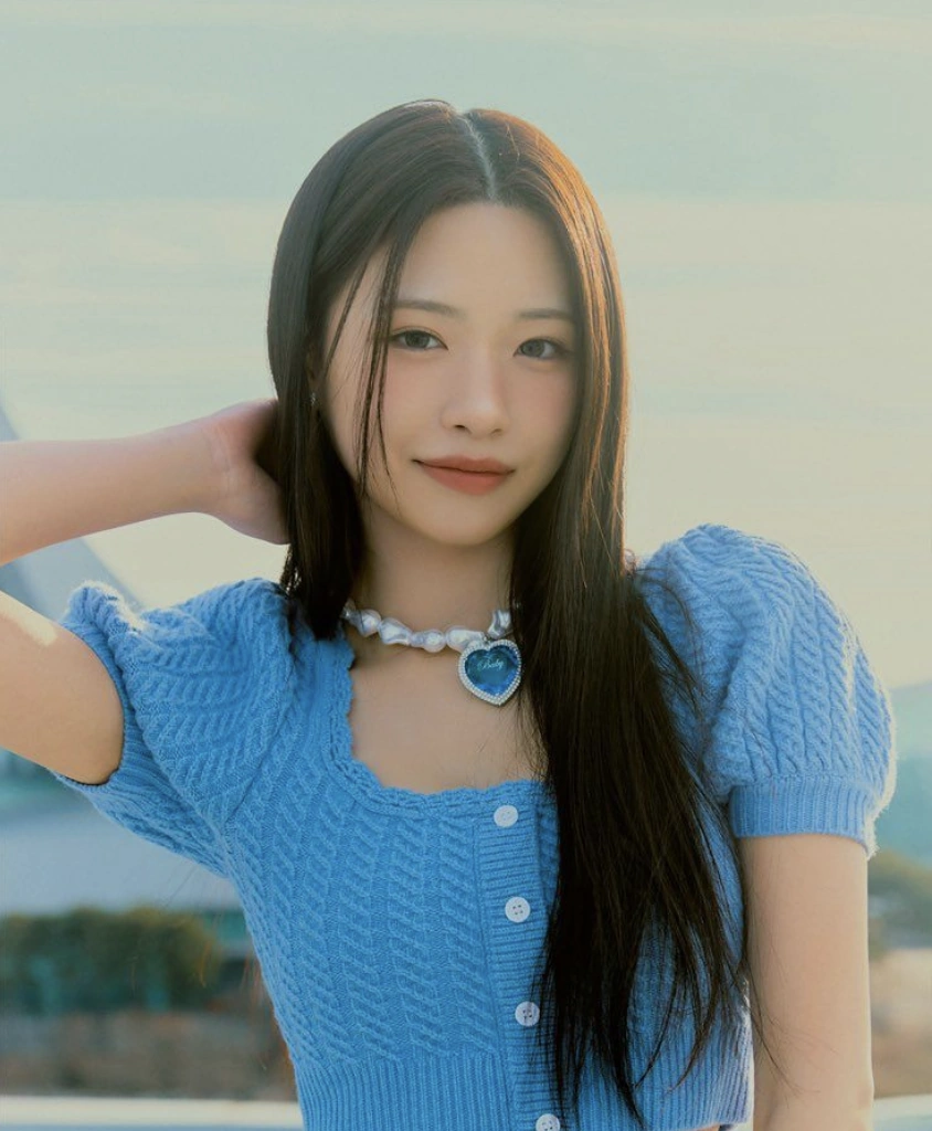 Julia | K-Pop Fanon Fandom Wiki | Fandom