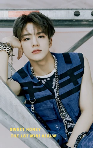 Lee Yohan | K-Pop Fanon Fandom Wiki | Fandom