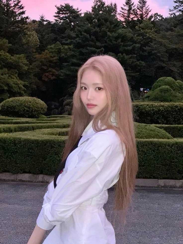 Yoo Soyeon | K-Pop Fanon Fandom Wiki | Fandom