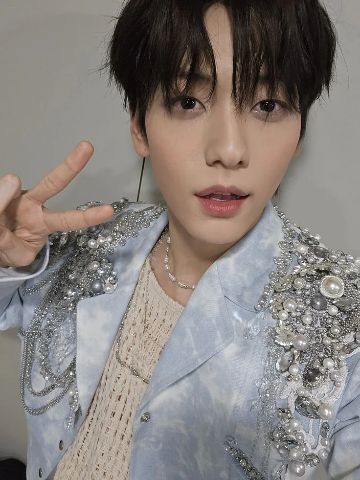 Zavier | K-Pop Fanon Fandom Wiki | Fandom