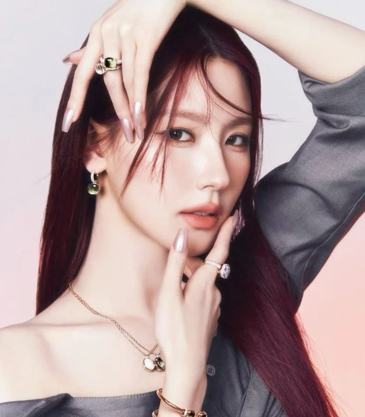 Lee Hayeon | K-Pop Fanon Fandom Wiki | Fandom