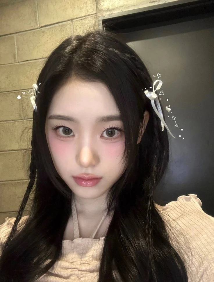 Naira (crystal moon) | K-Pop Fanon Fandom Wiki | Fandom