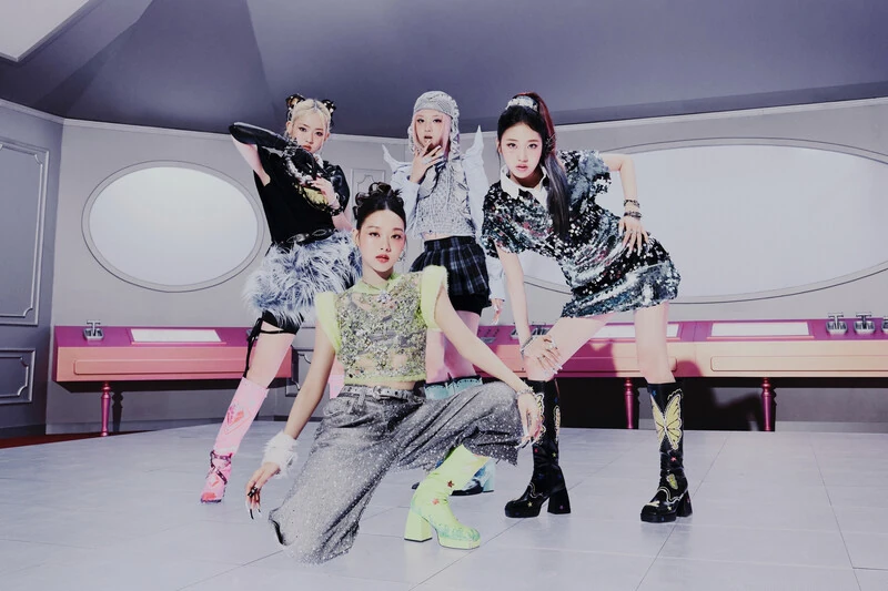 Fullova/Facts | K-Pop Fanon Fandom Wiki | Fandom