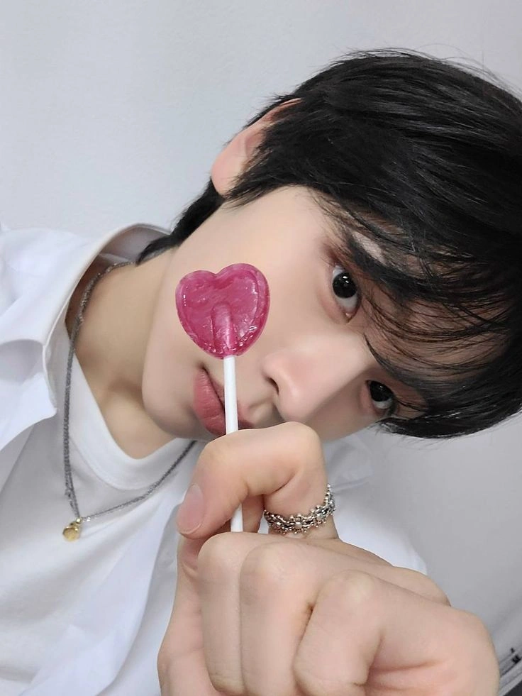 Saekwan | K-Pop Fanon Fandom Wiki | Fandom