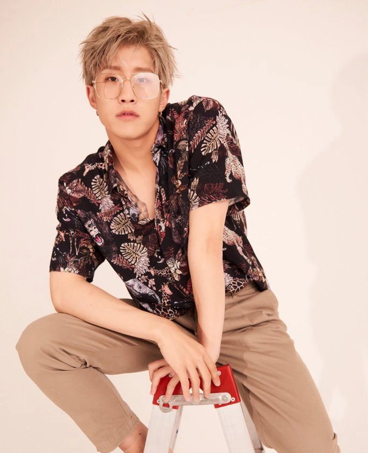 Blue Jay | Kpop Universe Roleplay Wikia | Fandom