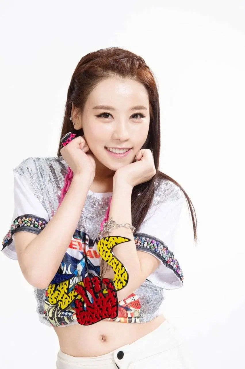 Kim Woorin | Kpop Wiki | Fandom