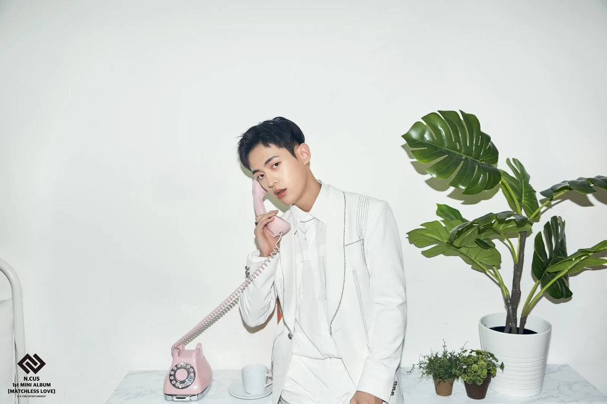 EOS | Kpop Wiki | Fandom