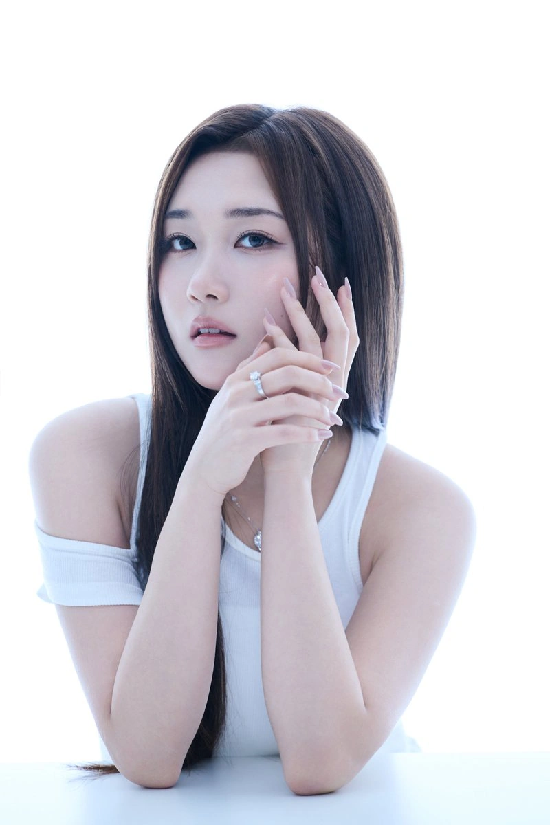 Джіу (VVS) | K-pop вікі | Fandom