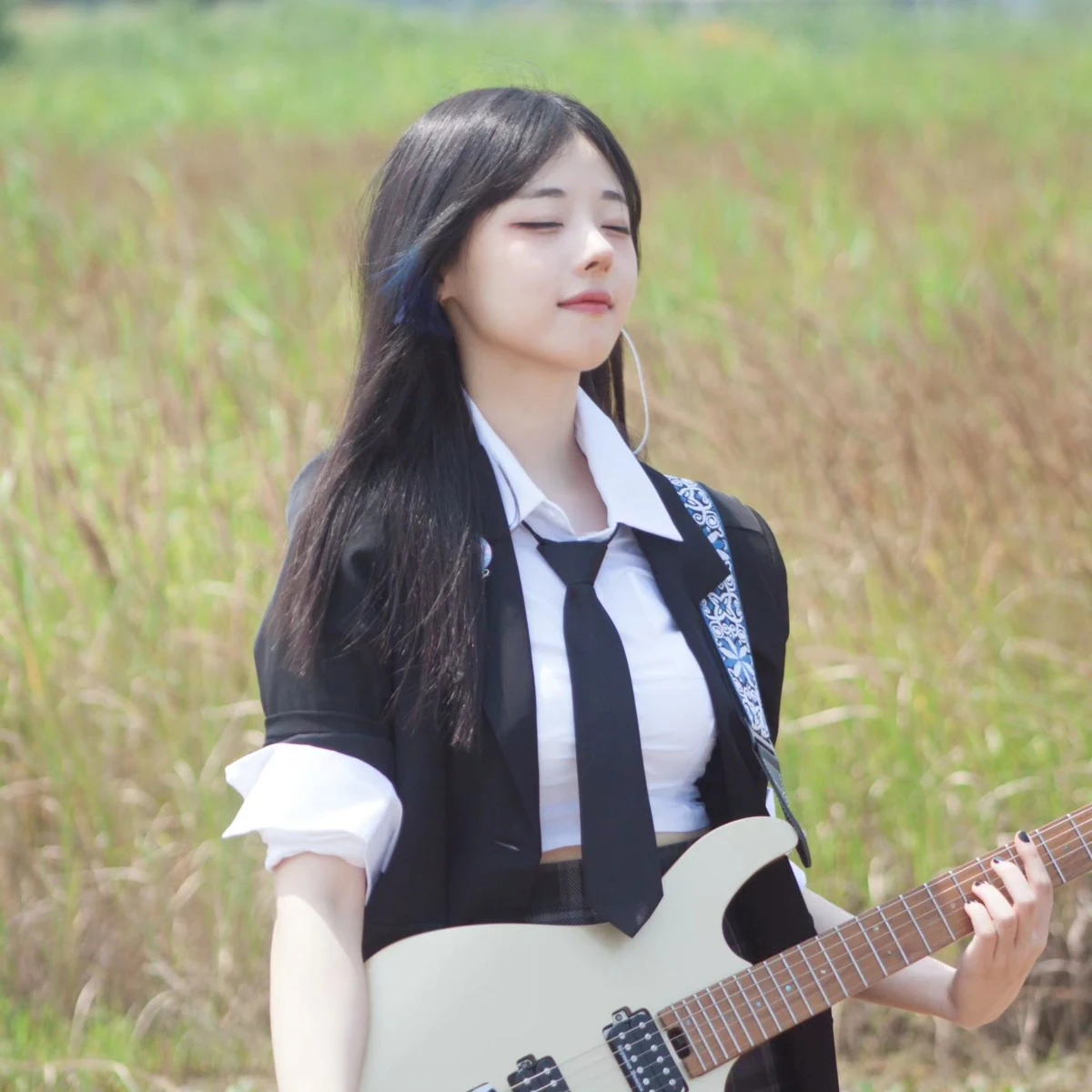 Hina (QWER)/Gallery | Kpop Wiki | Fandom