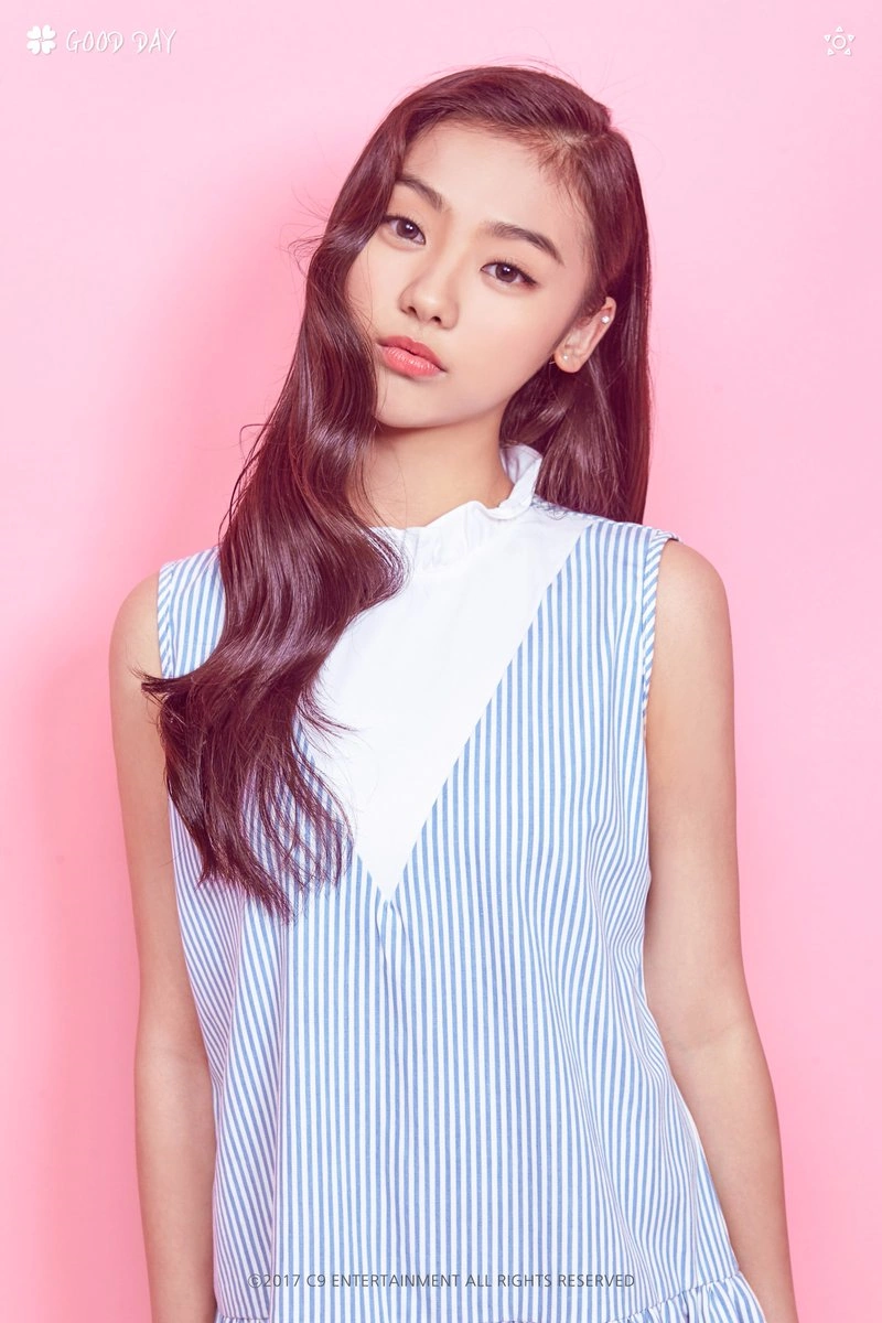 Hyeonju (UNIS)/Gallery | Kpop Wiki | Fandom