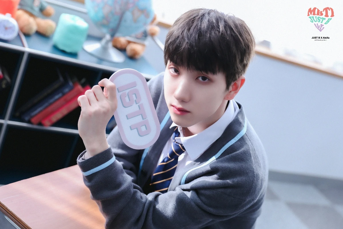 DY | Kpop Wiki | Fandom