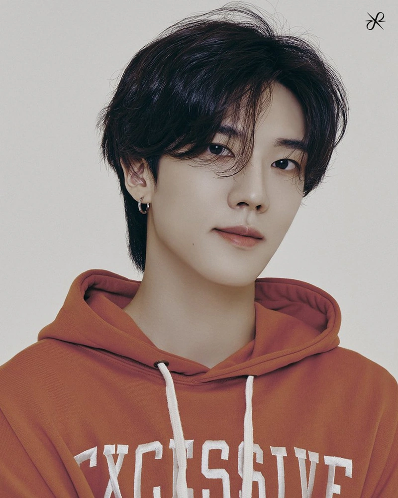 Category:Junghoon (OMEGA X) | Kpop Wiki | Fandom