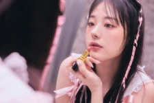 Hina (QWER) | Kpop Wiki | Fandom