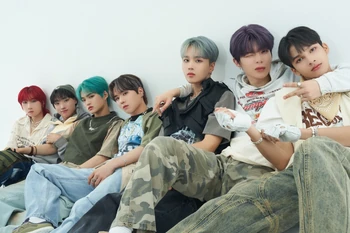 EASTSHINE | Kpop Wiki | Fandom