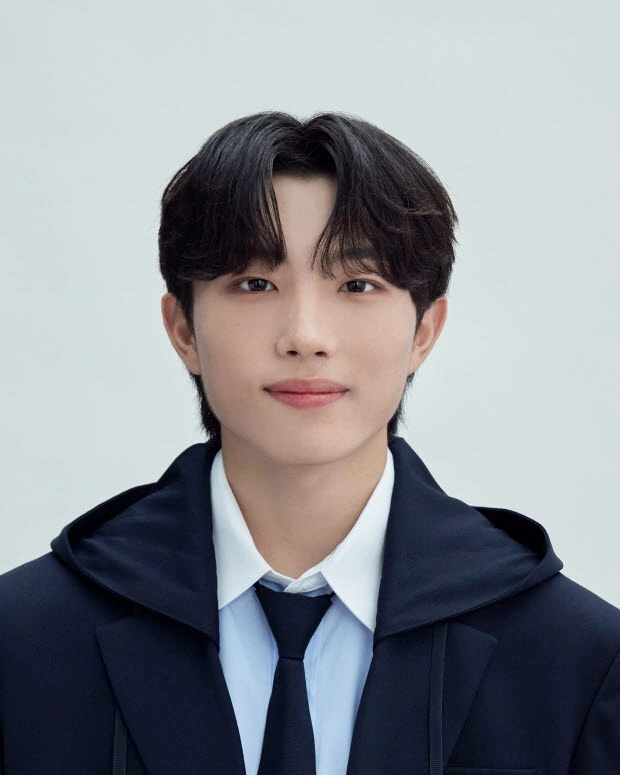 Lee Jun Seon | Kpop Wiki | Fandom