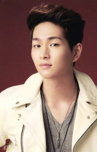 Onew | Kpop Wiki | Fandom