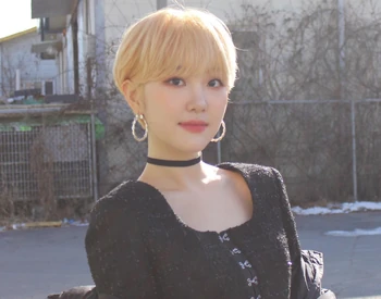 Kim Minseo (Azer) | Kpop Wiki | Fandom